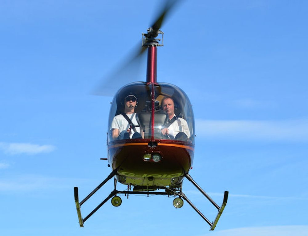 Training Flight Welshpool - Whizzard Helicopters